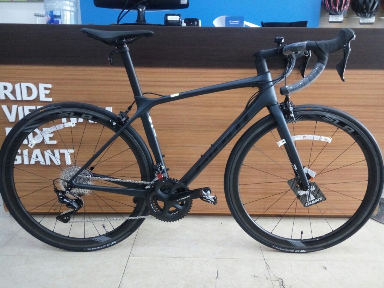 GIANT TCR ADV 2+ 2021 | xedap24h.vn