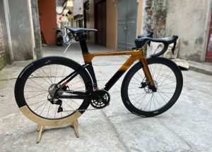 Xe road Java Fuoco group 105 R7000 bánh carbon | xedap24h.vn