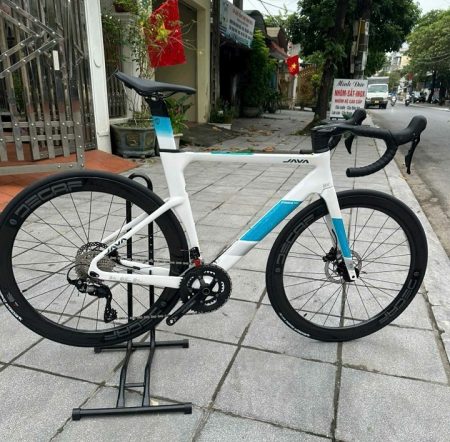 Xe road Java Fuoco 2024 group 105 phanh dầu R7120 full carbon | xedap24h.vn